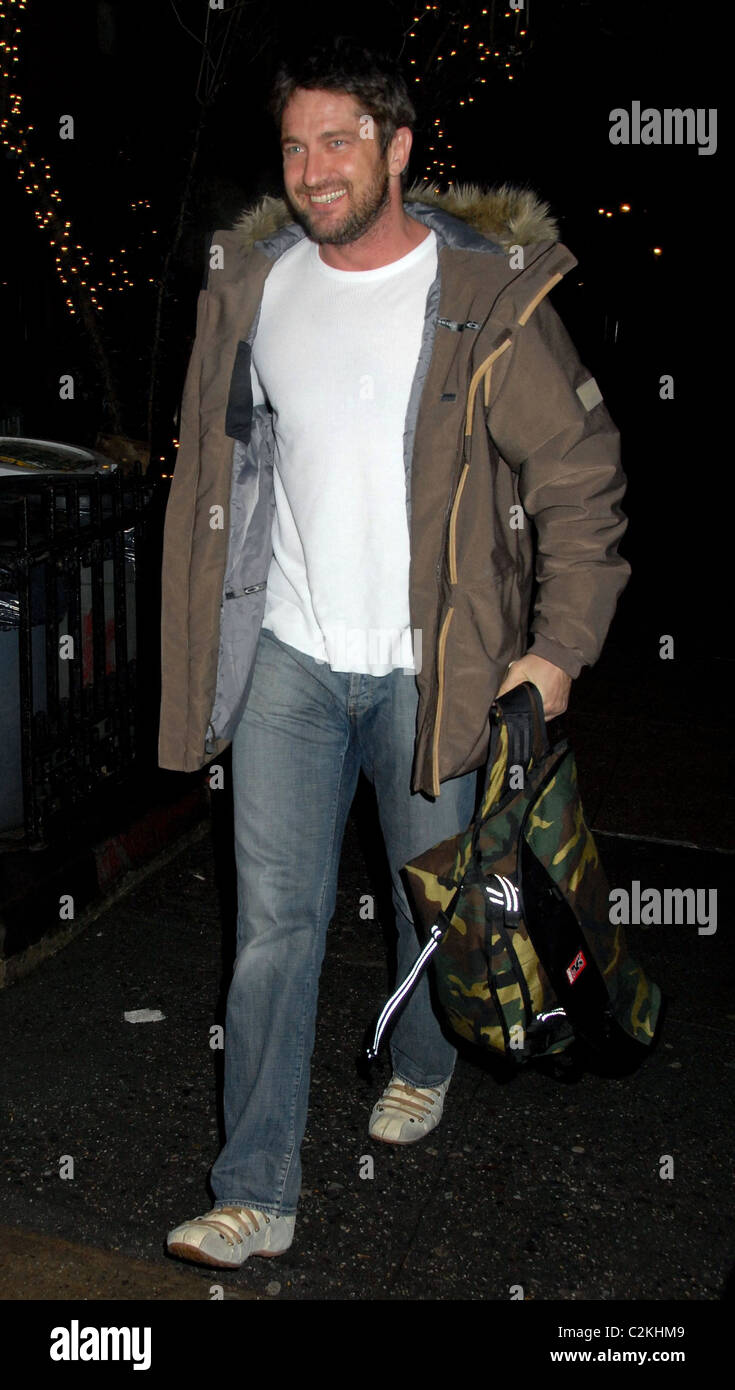 Gerald Butler Celebrities outside the Waverly Inn in Manhattan New York ...