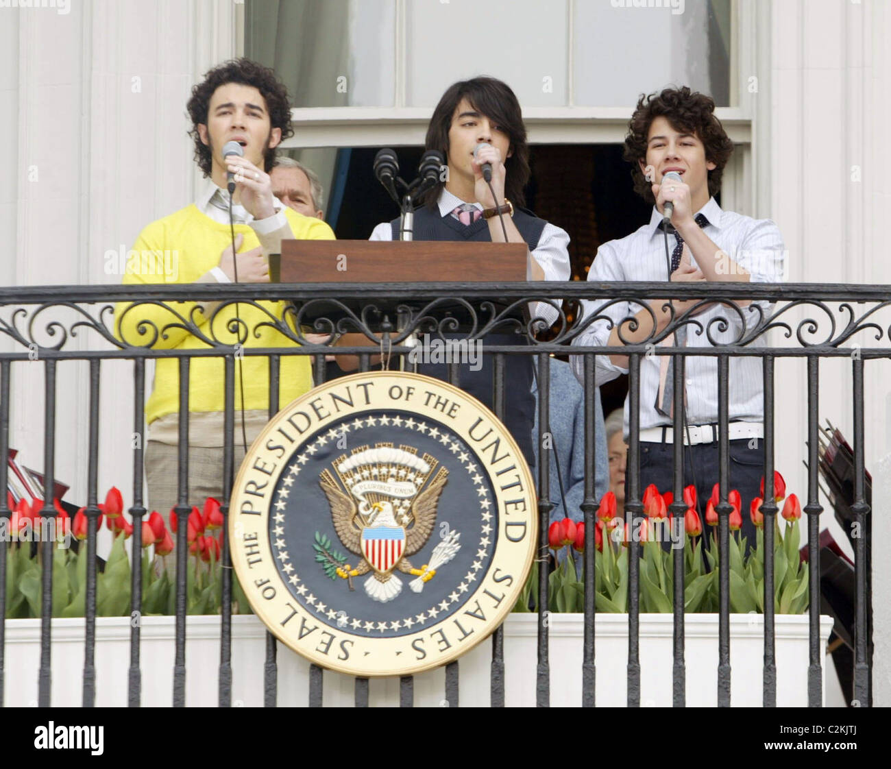 Kevin Jonas, Joseph Jonas and Nicholas Jonas, the Jonas Brothers sing ...