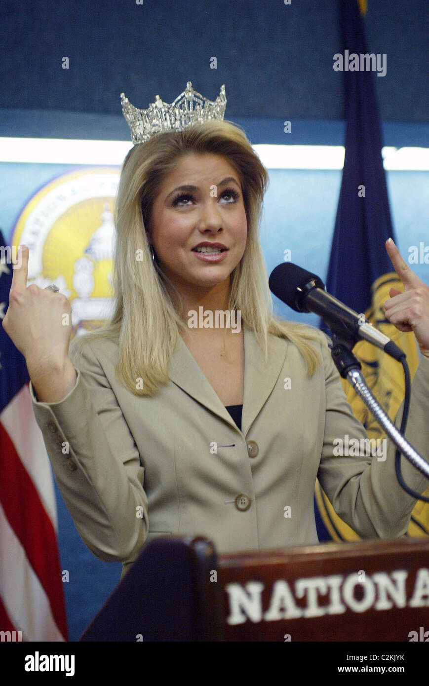 Miss America 2008 Kirsten Haglund discussing awareness of eating ...