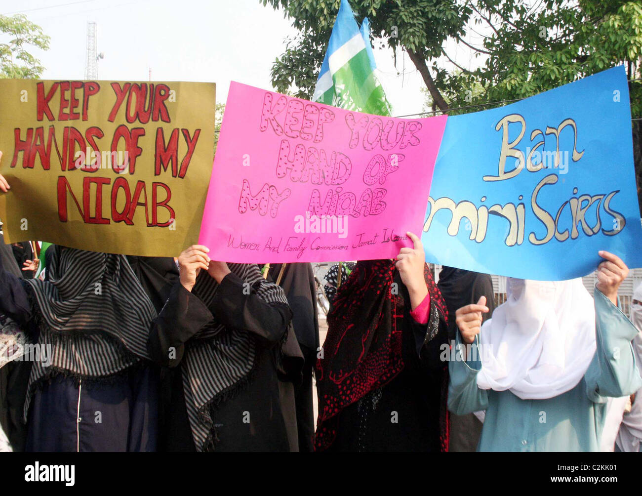 Hijab france protest hi-res stock photography and images - Alamy