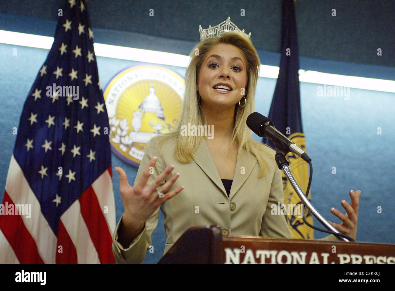 Miss America 2008 Kirsten Haglund discussing awareness of eating ...