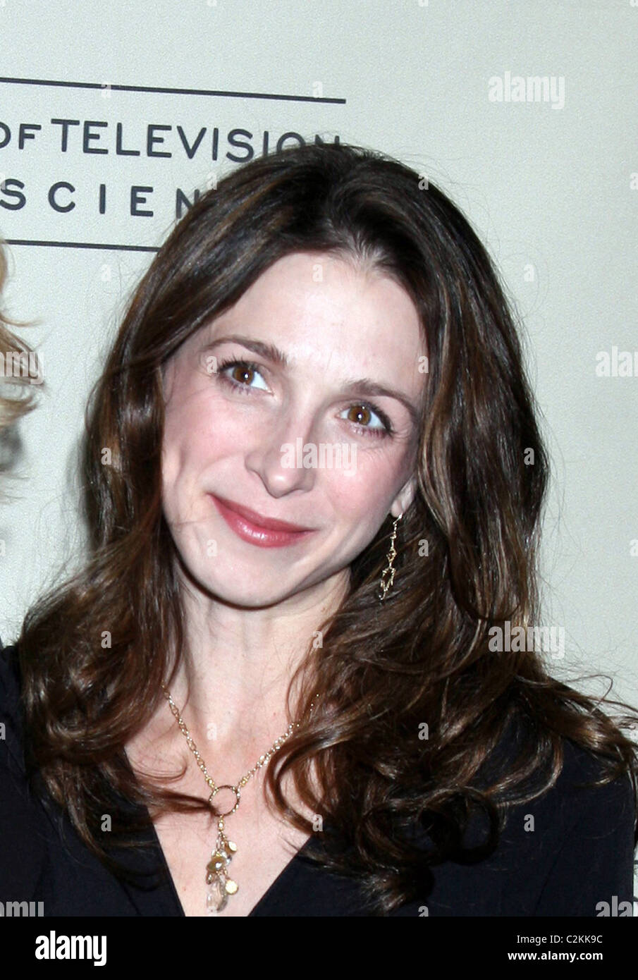 Marin hinkle two half men hi-res stock photography and images - Alamy