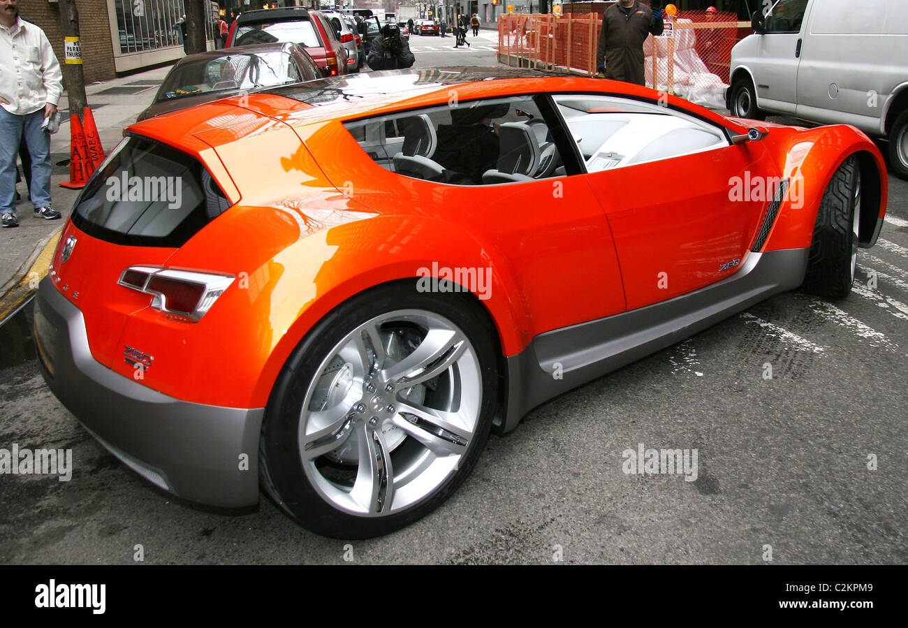 Dodge ZEO concept car introduced on ABC's 'Live with Regis and Kelly ...