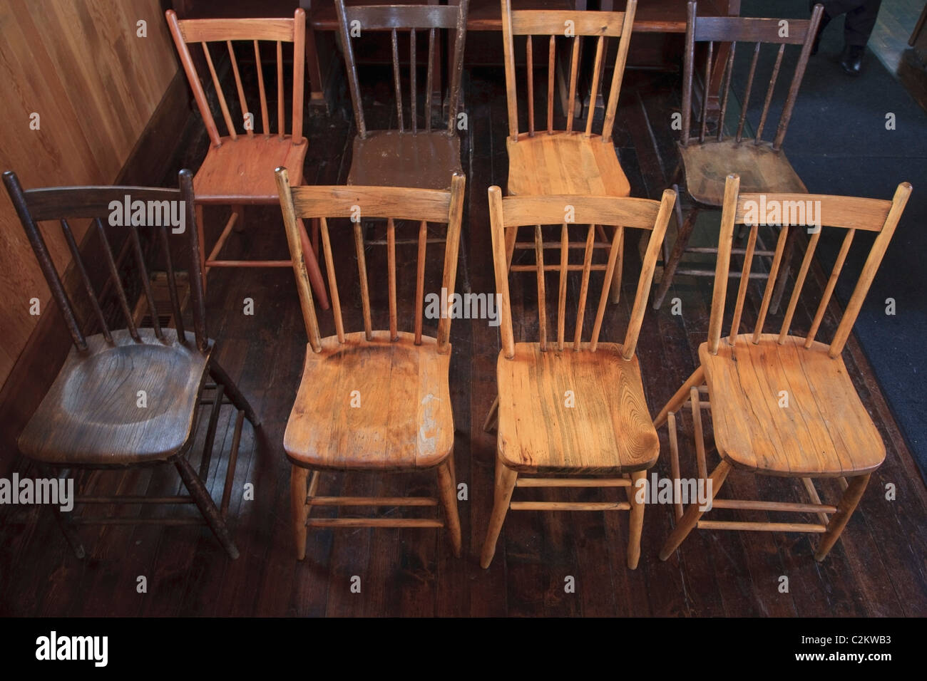 Wooden Chairs Set Up In Rows Stock Photo - Alamy