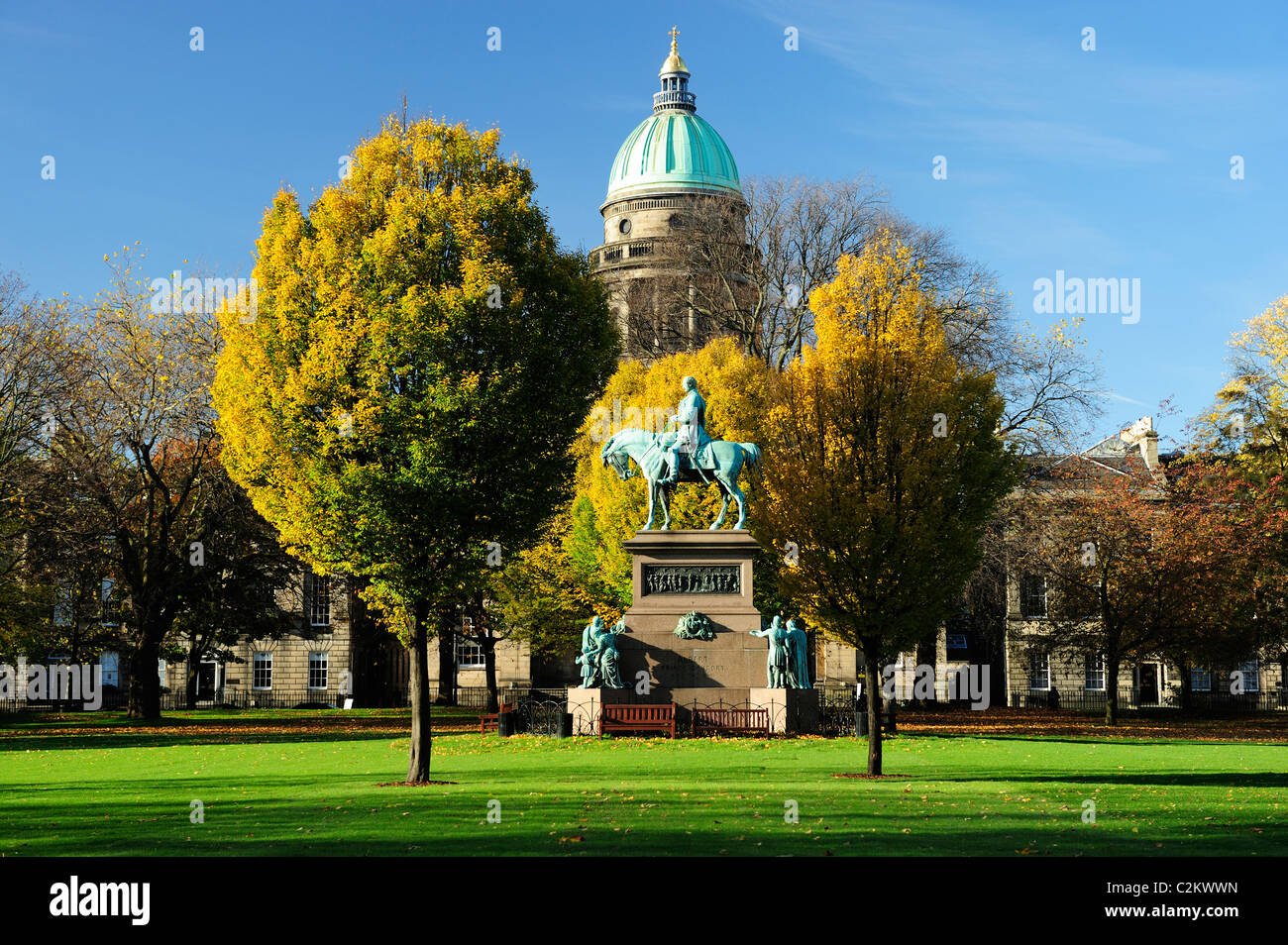 Albert memorial in Charlotte Square, Edinburgh, Scotland Stock Photo ...