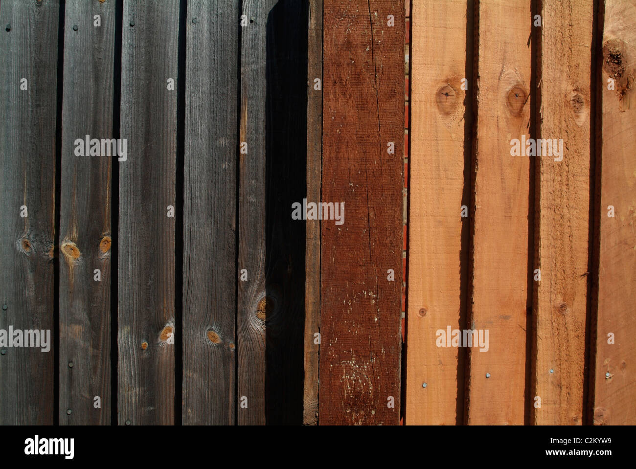 Backgrounds - close-boarded fence panels Stock Photo - Alamy