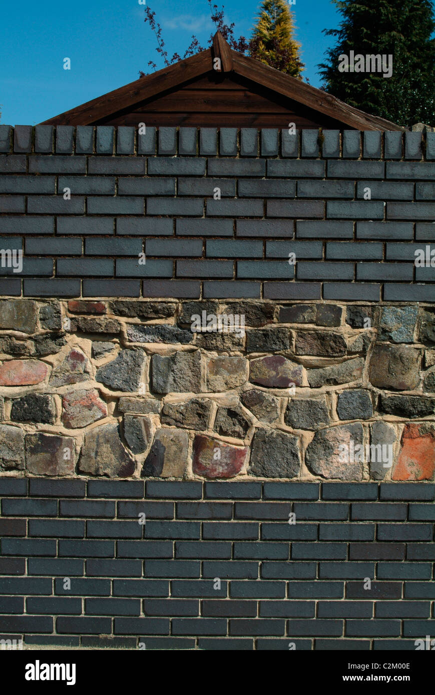 Backgrounds - stripes formed by grey brick wall and crazy block wall ...