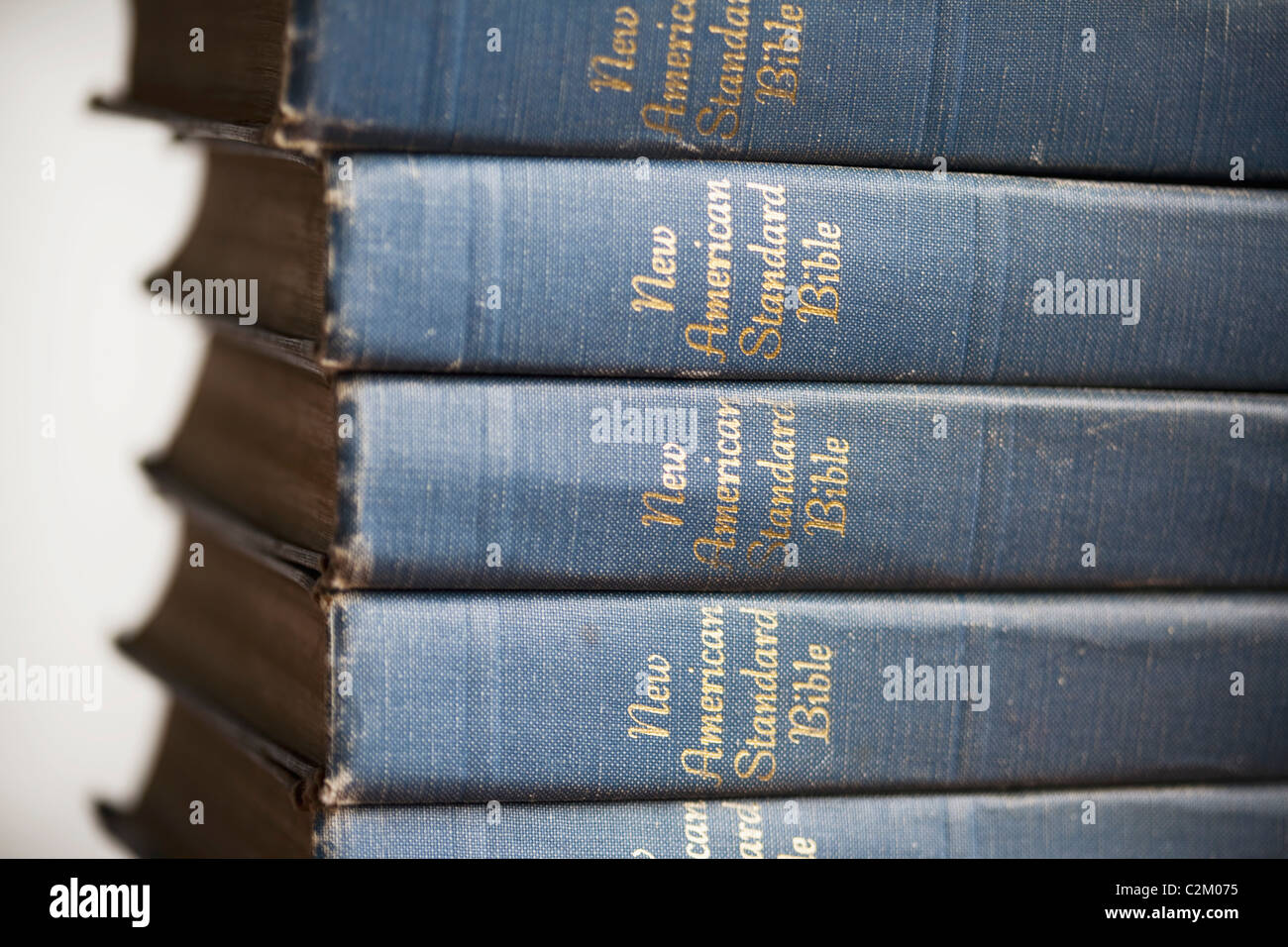 A Pile Of Copies Of The New American Standard Bible Stock Photo - Alamy