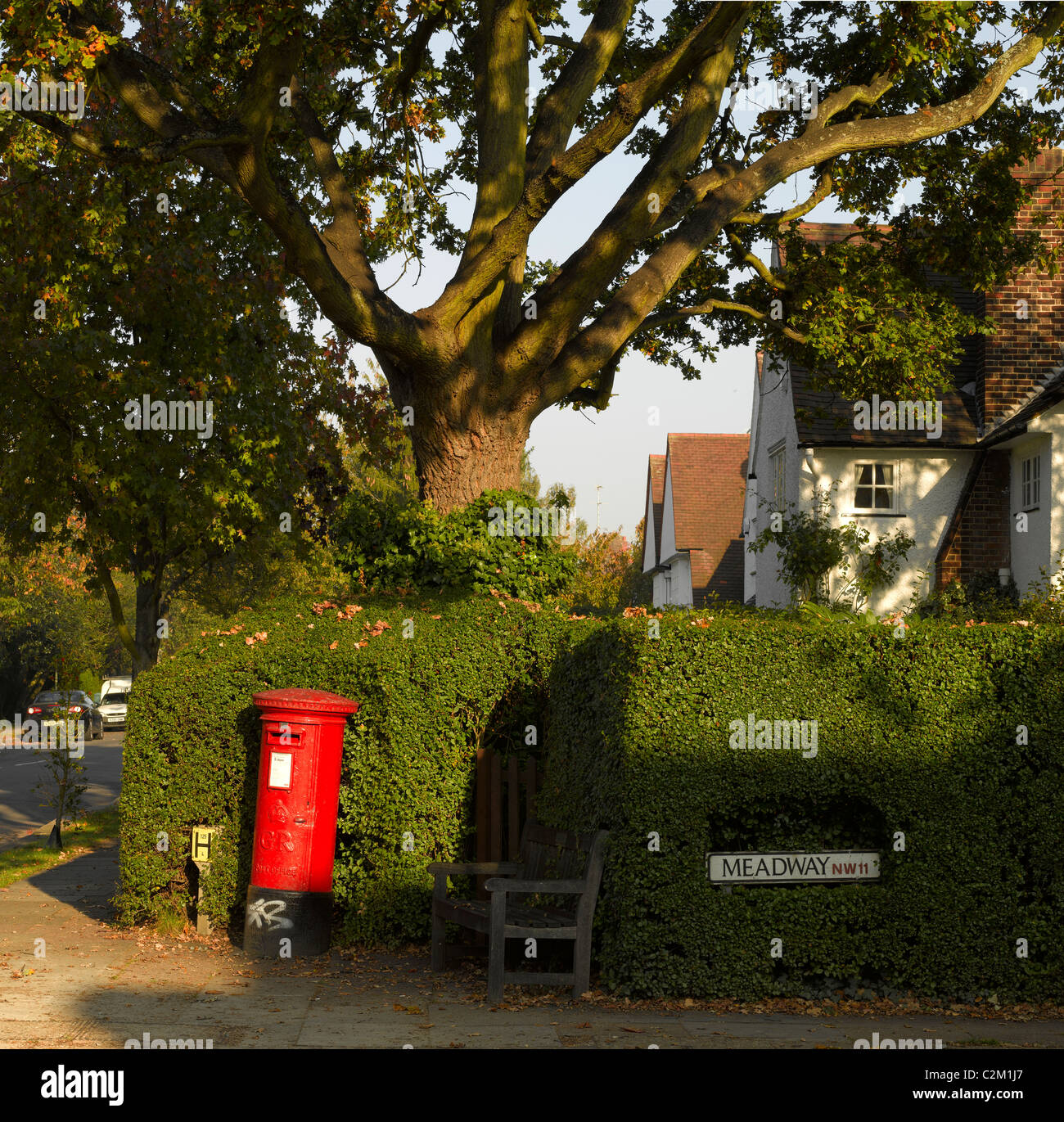 London Post Box High Resolution Stock Photography and Images - Alamy