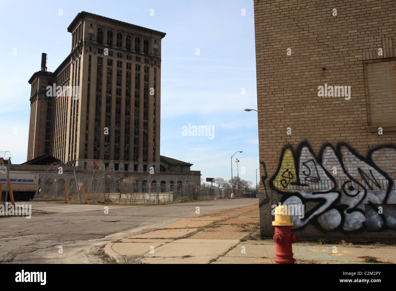 Abandoned Railroad Station near Michigan Avenue Westside Detroit ...