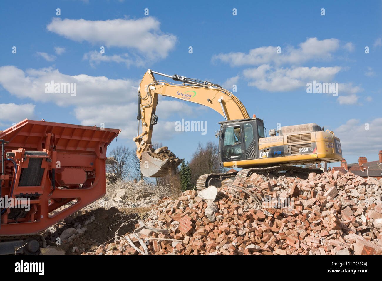 Tracked Excavator Loading Hopper Stock Photo - Alamy