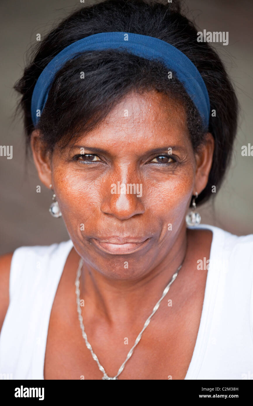 Colombian woman hi-res stock photography and images - Alamy