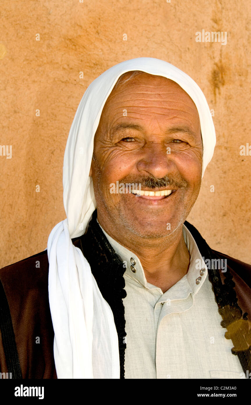 Syria desert Badiyat al Sham farm sheep culture Bedouin Bedouins ...