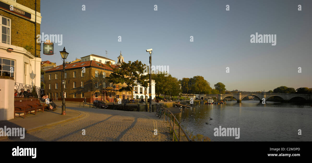 Richmond thames river hi-res stock photography and images - Alamy