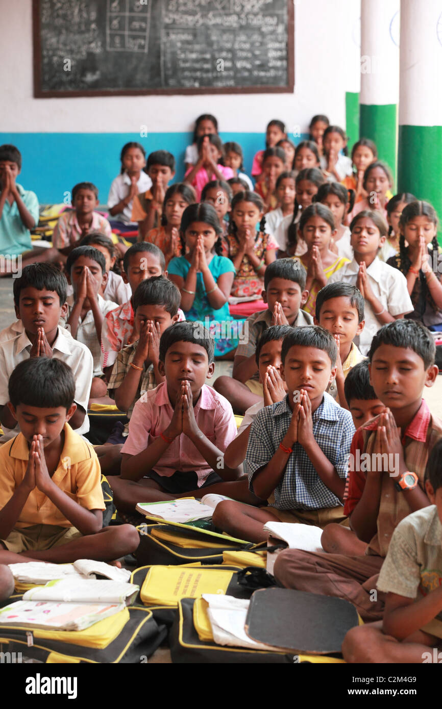 Indian kids at school in Andhra Pradesh South India Stock Photo - Alamy