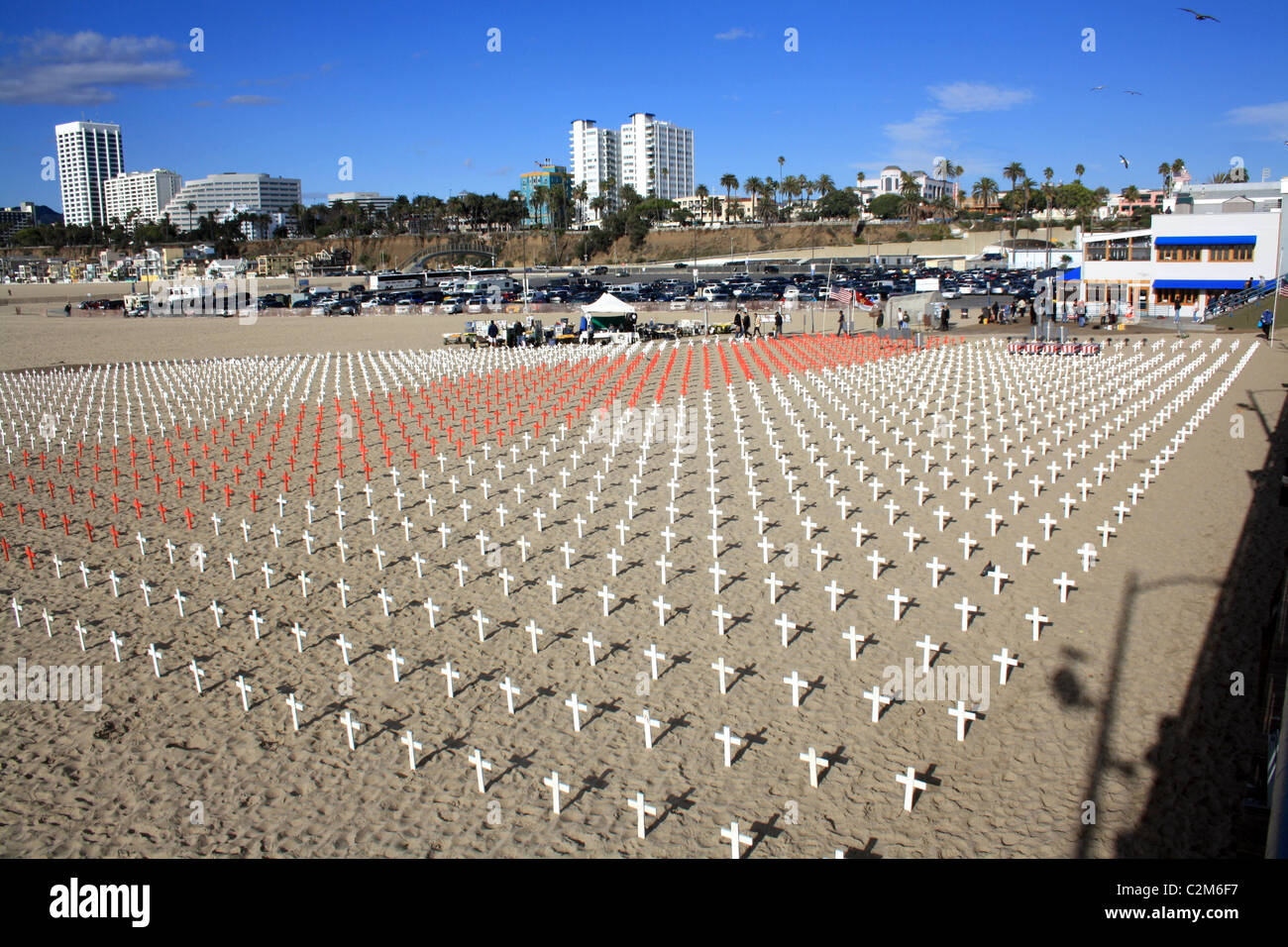 IRAQ WAR PROTEST GRAVES MALIBU USA 10 December 2010 Stock Photo - Alamy
