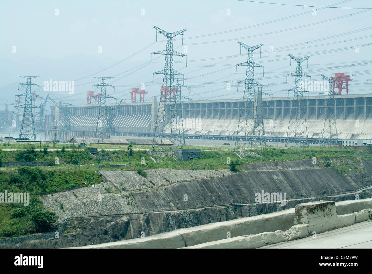 Dam yangtze river energy hi-res stock photography and images - Alamy