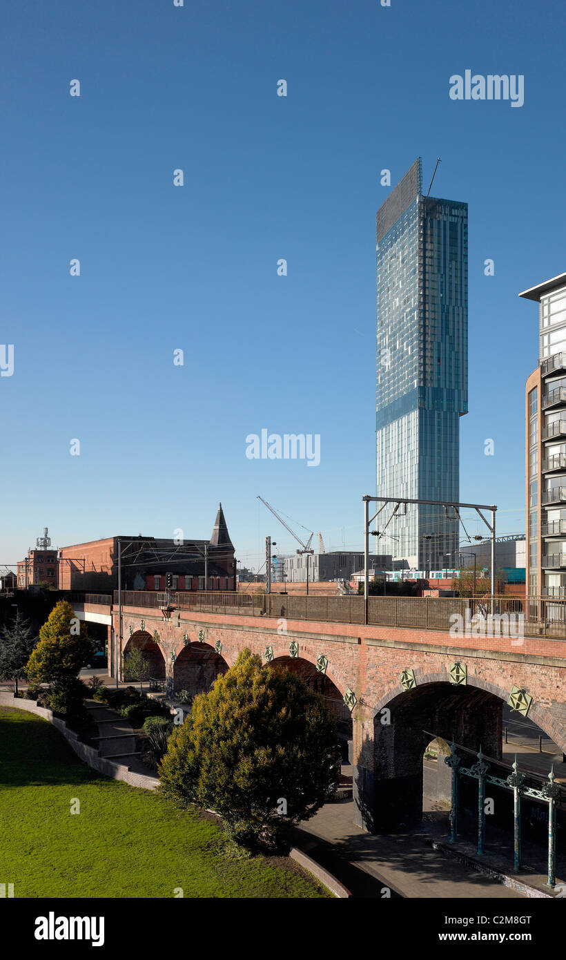Hilton Hotel Tower, 303 Deansgate, Manchester Stock Photo - Alamy