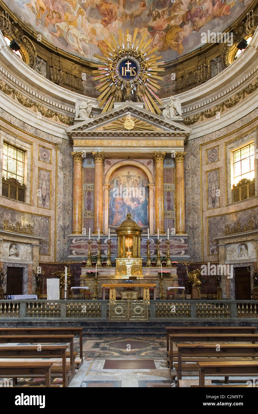 The main altar at Chiesa del Gesu, Rome, Italy Stock Photo - Alamy