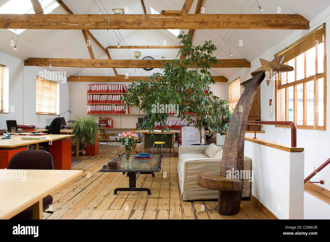 Wood trusses hi-res stock photography and images - Alamy