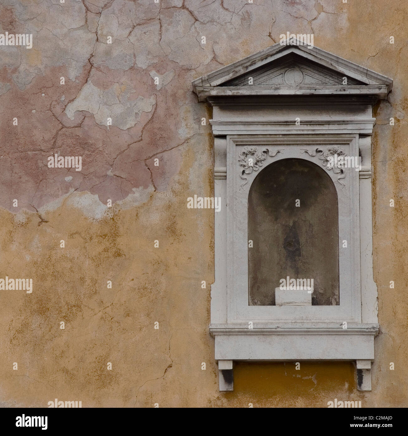 Venice Architectural Details. Empty shrine Stock Photo - Alamy