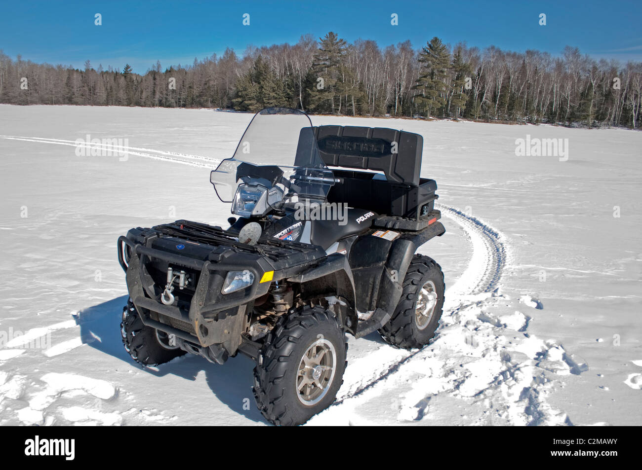 Iced vehicles hi-res stock photography and images - Alamy