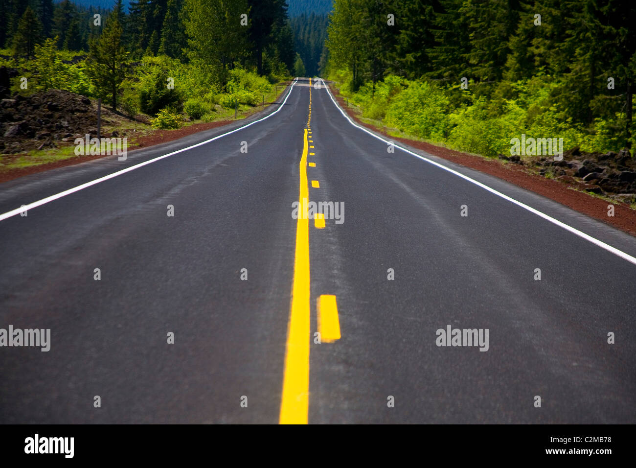 Lined expressway hi-res stock photography and images - Alamy