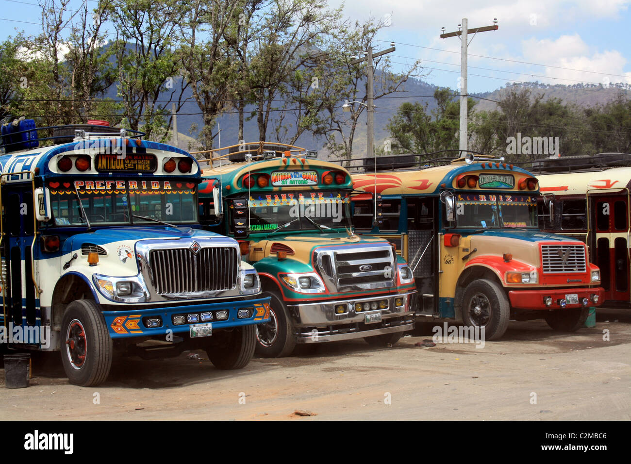 Buses antigua hi-res stock photography and images - Alamy