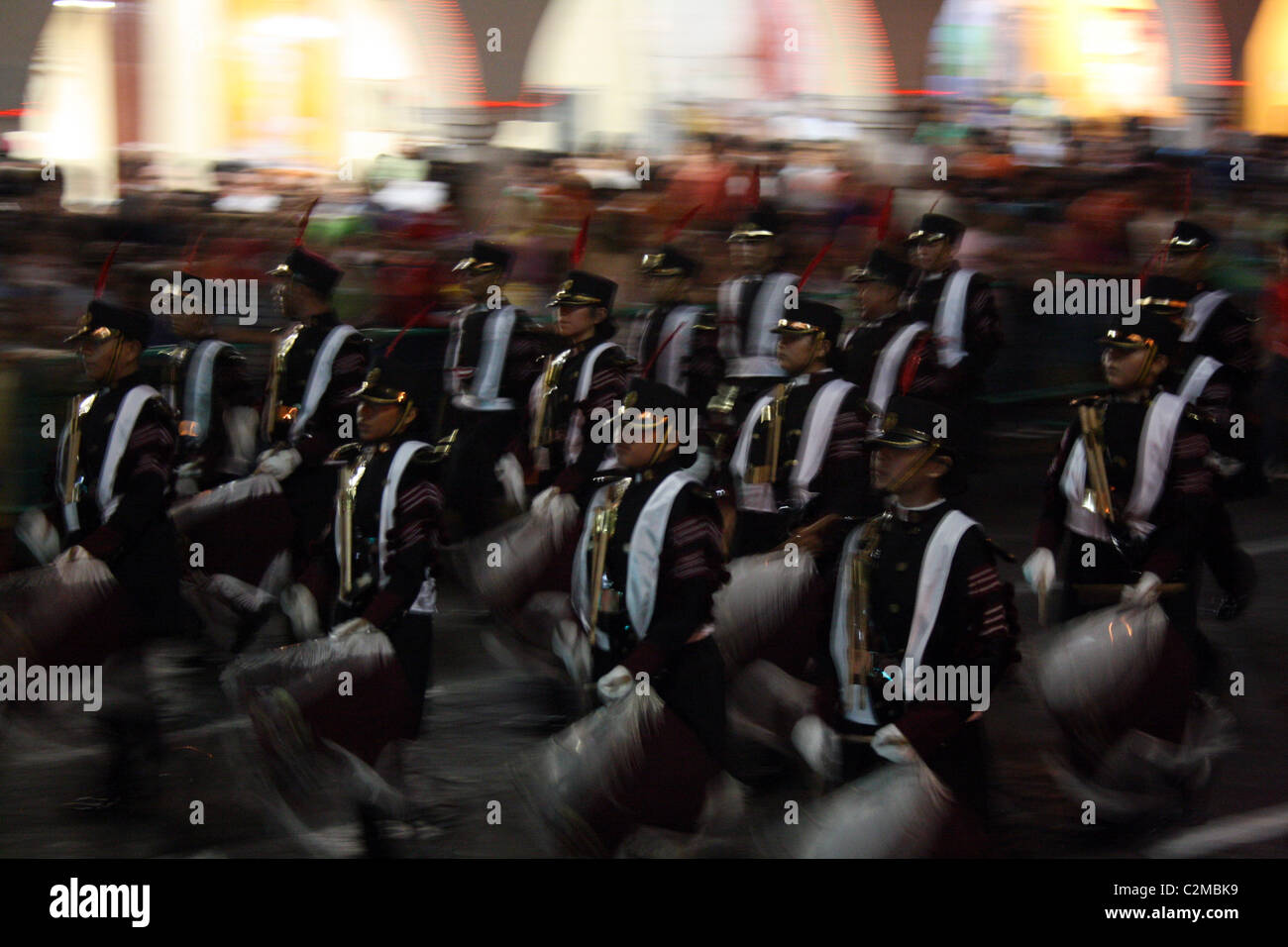 Colonial marching band hi-res stock photography and images - Alamy