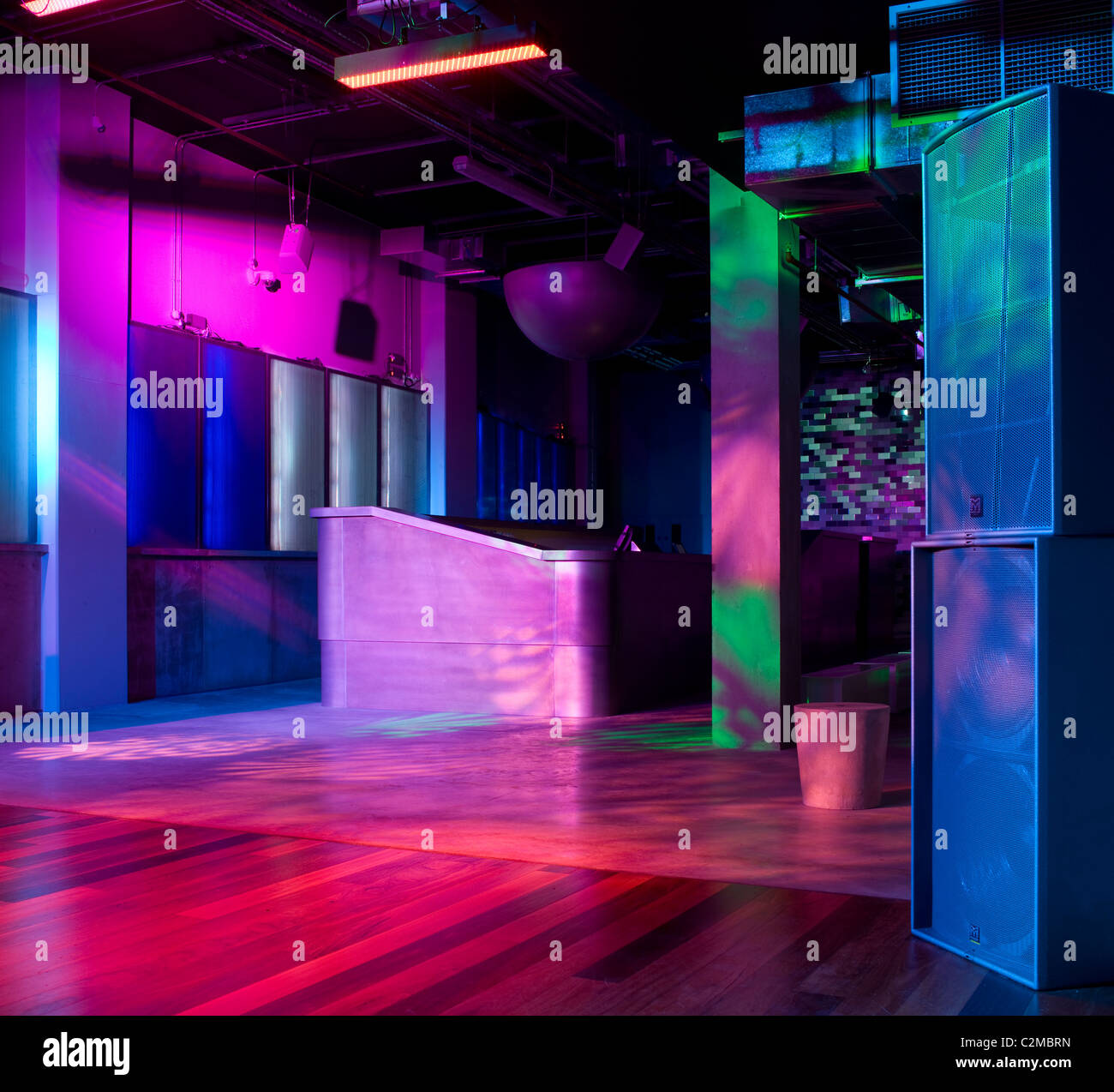 O2 arena interior hi-res stock photography and images - Alamy