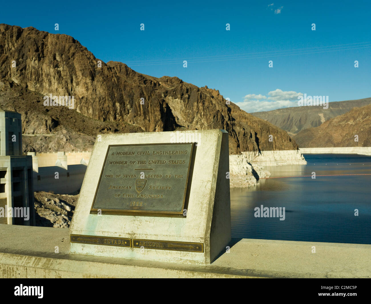 State line hoover dam hi-res stock photography and images - Alamy