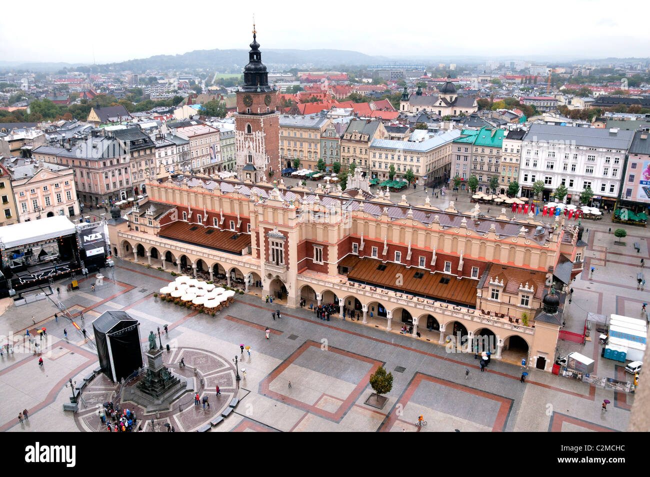 Cloth hall cracow hi-res stock photography and images - Alamy