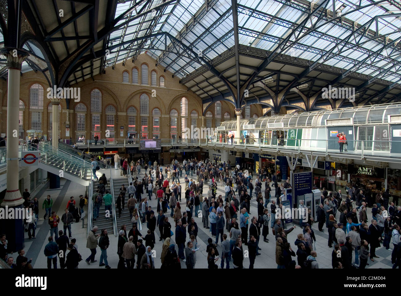 Old liverpool street station hi-res stock photography and images - Alamy