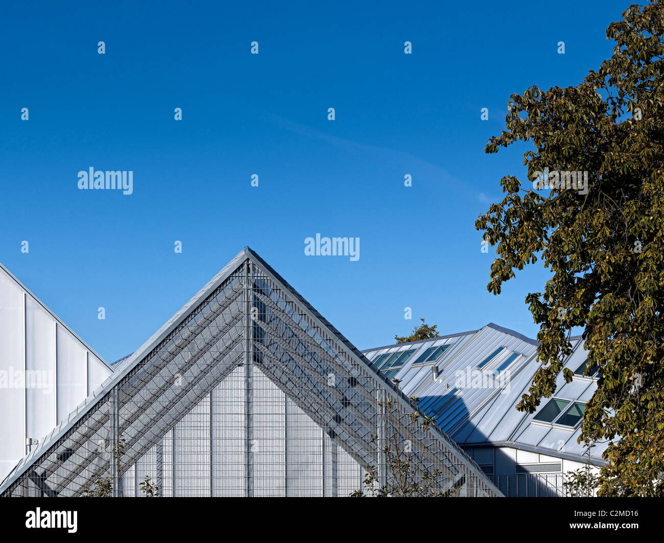 Community centre hi-res stock photography and images - Alamy