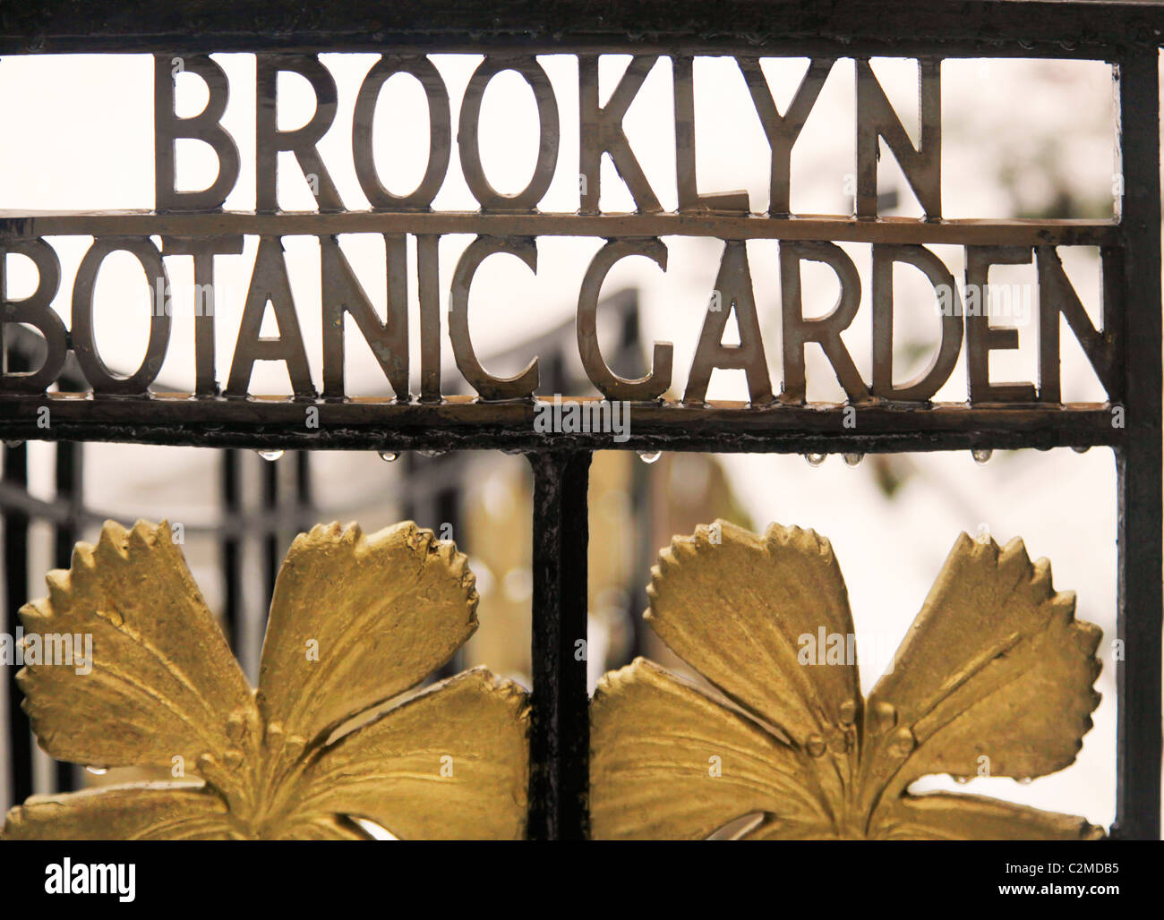 Brooklyn Botanic Garden gate Stock Photo - Alamy