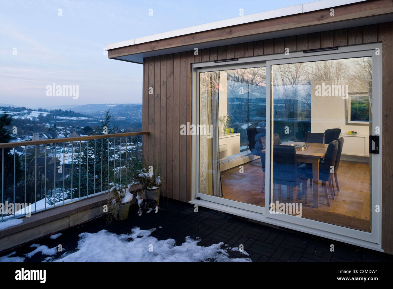 Matlock houses hi-res stock photography and images - Alamy