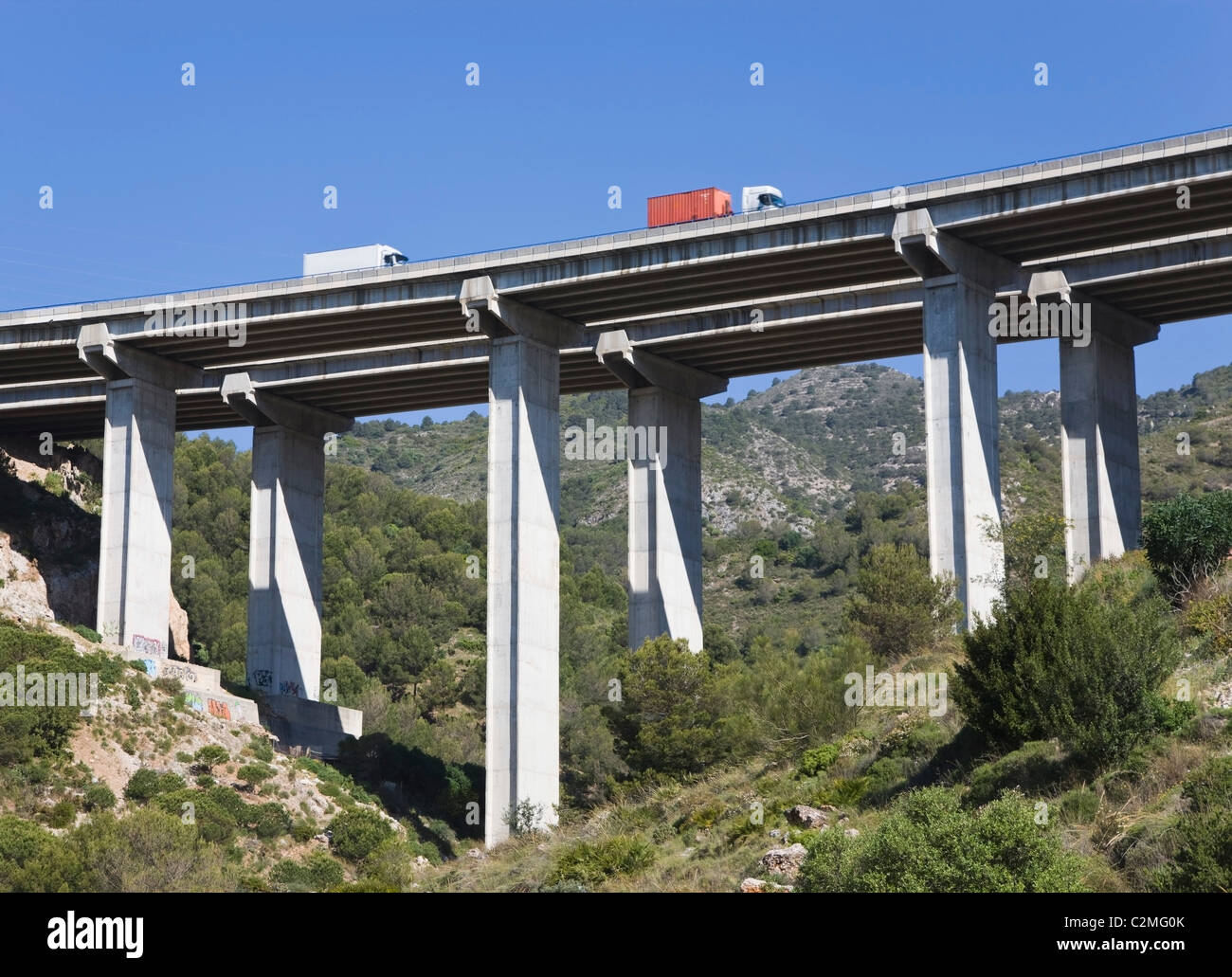 Bridge over ravine hi-res stock photography and images - Alamy