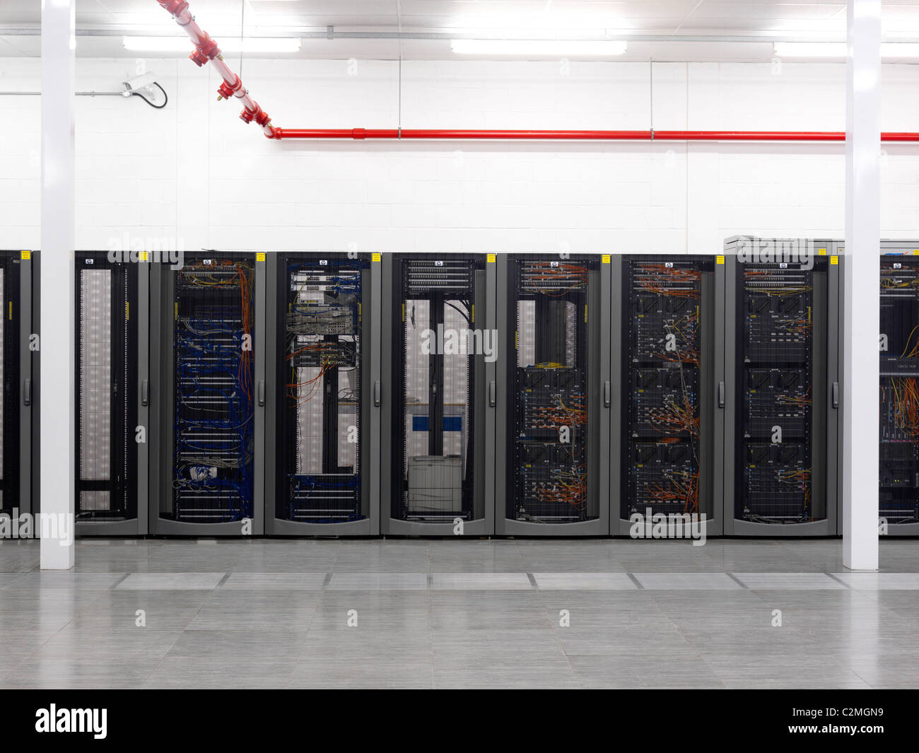 Data centre servers hi-res stock photography and images - Alamy