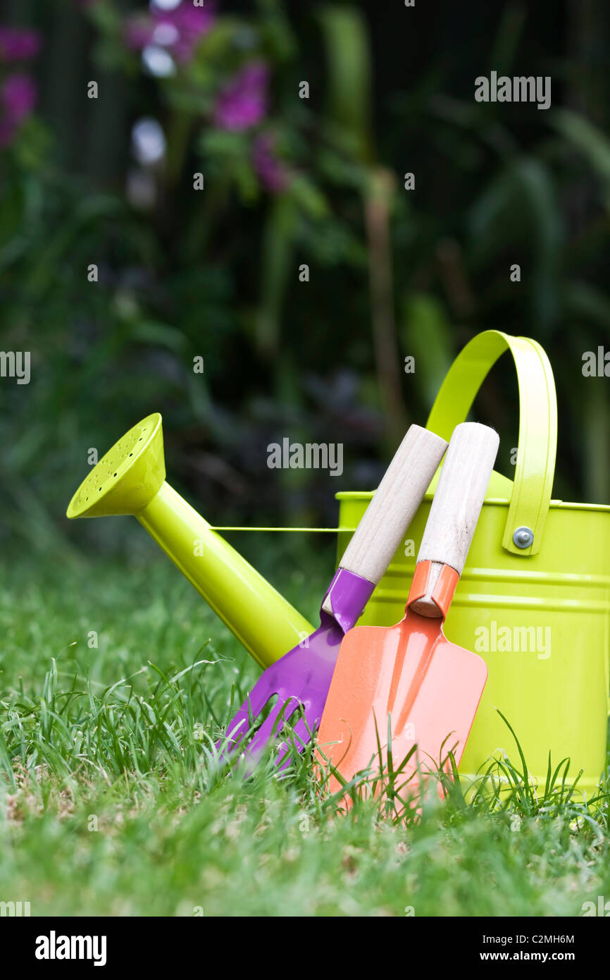 Watering can tools hi-res stock photography and images - Alamy