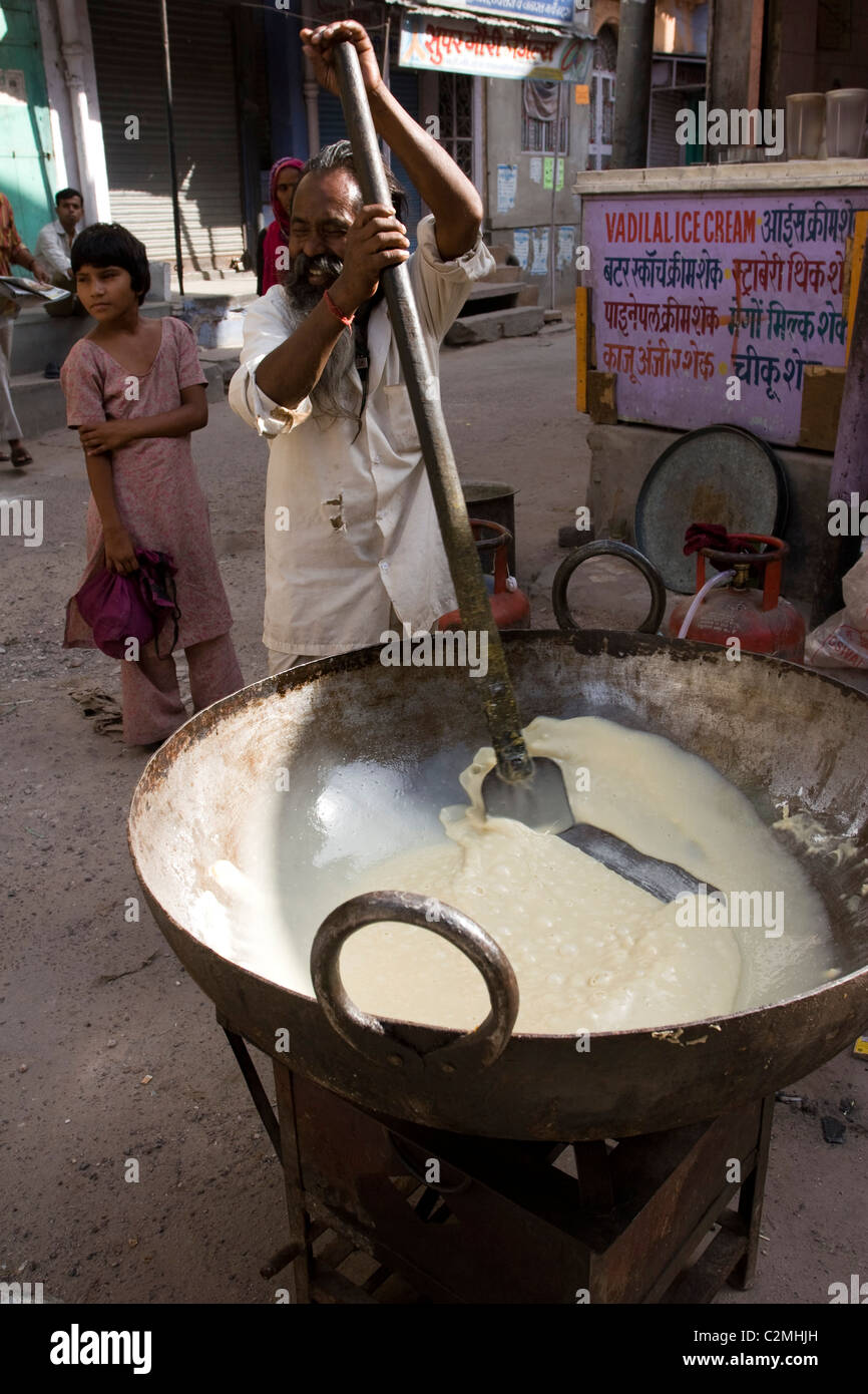 Food donation on yellow hi-res stock photography and images - Alamy