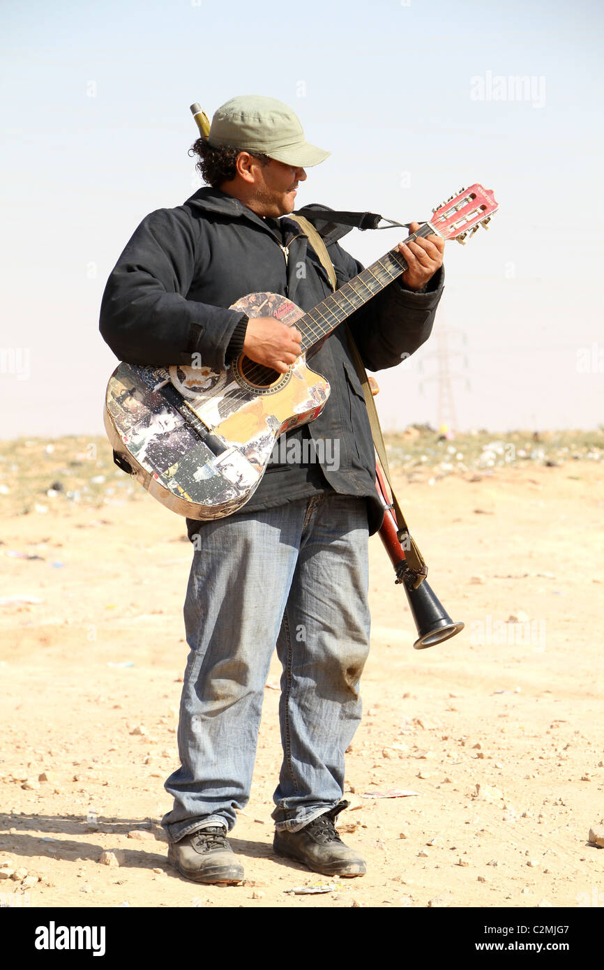 A singing rebel in Libya Stock Photo - Alamy