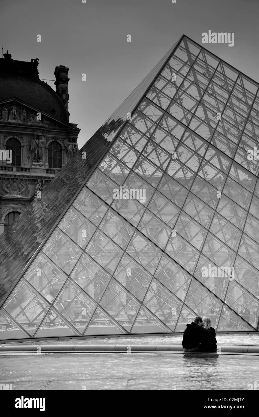 Louvre Bw High Resolution Stock Photography and Images - Alamy