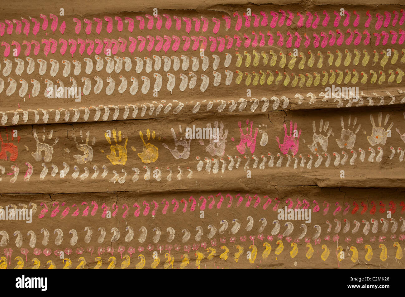 Tharu culture hi-res stock photography and images - Alamy