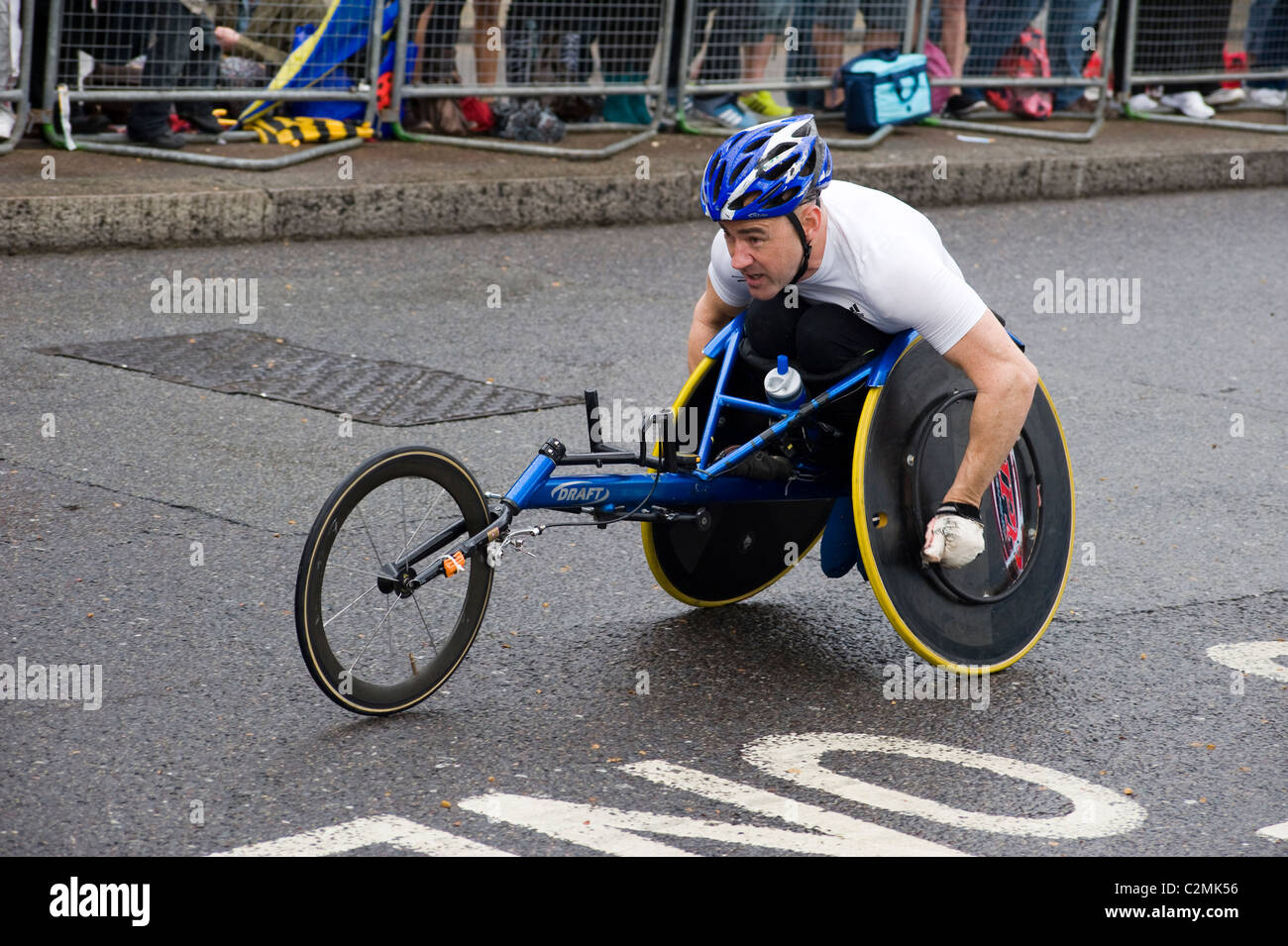 Wheel chair racing hi-res stock photography and images - Alamy