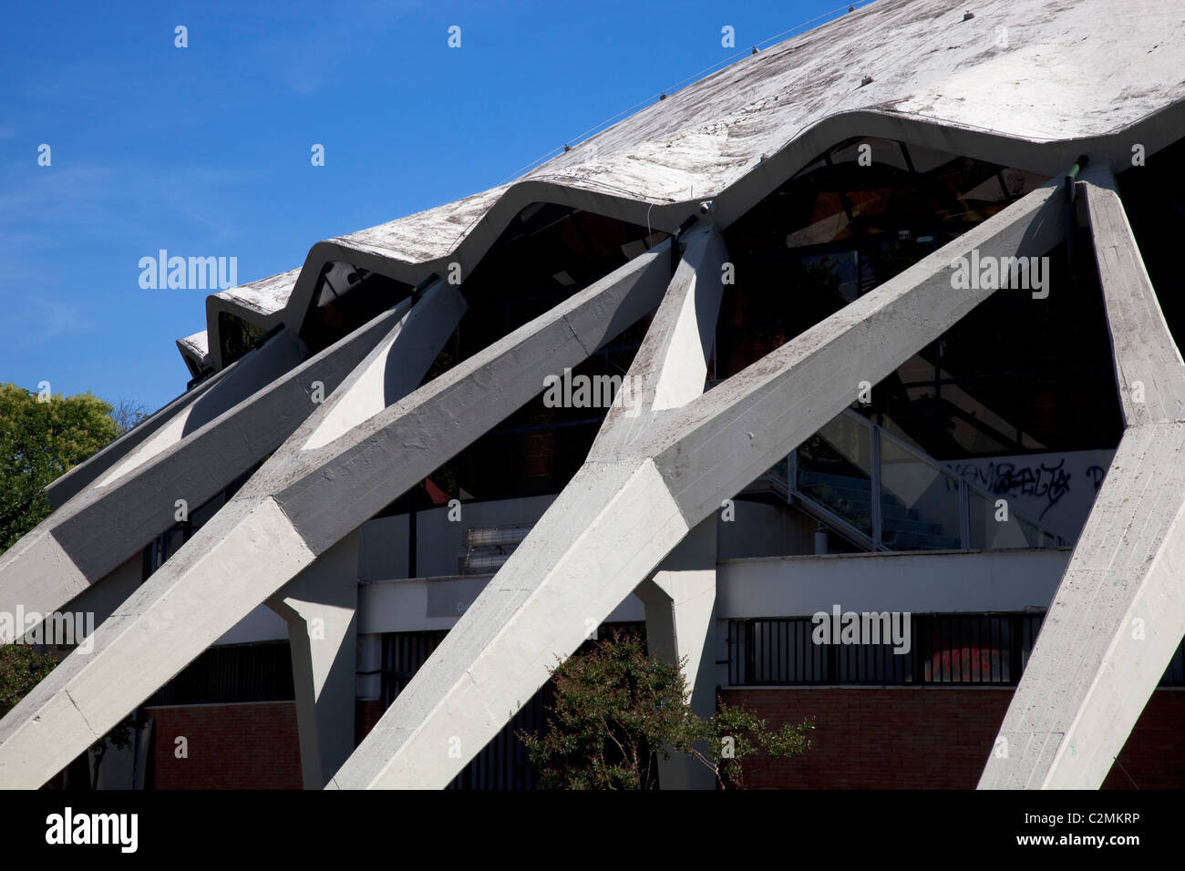 Sports dome hi-res stock photography and images - Alamy