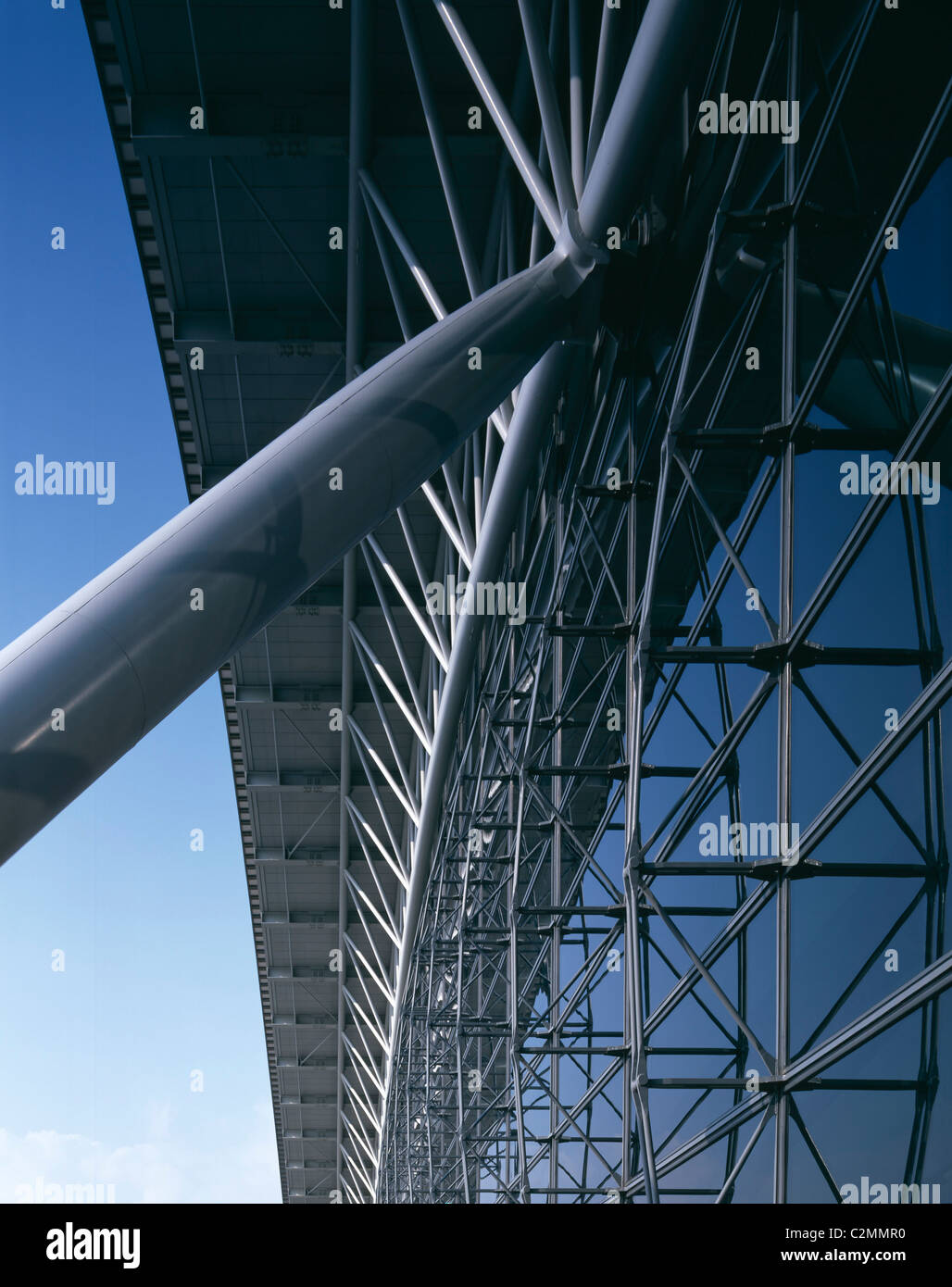 Dramatic exterior vertical shot hi-res stock photography and images - Alamy