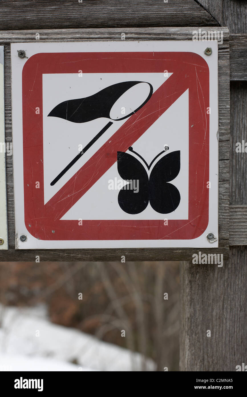 Do not touch butterflies sign hi-res stock photography and images - Alamy