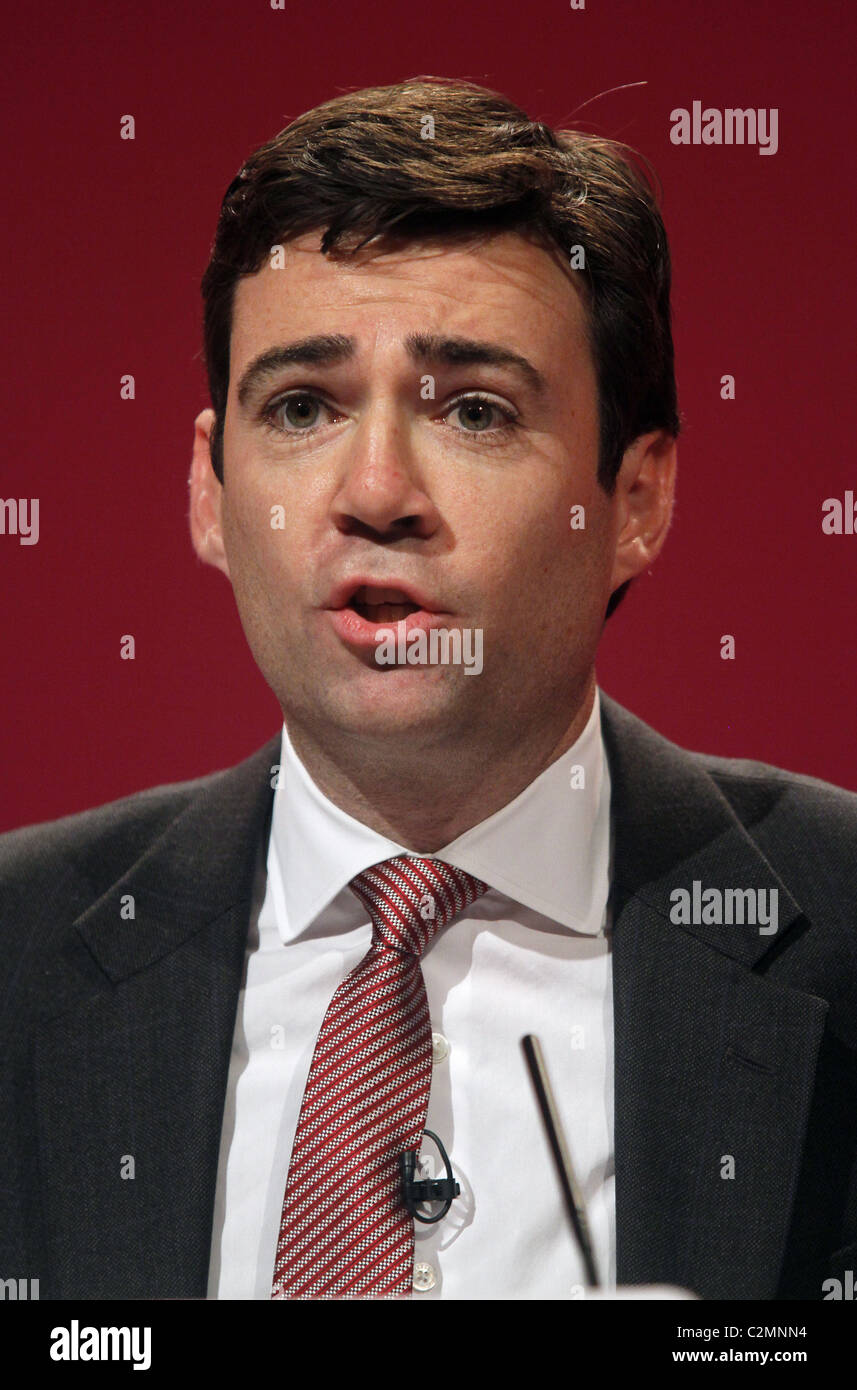 Andy burnham labour mp hi-res stock photography and images - Alamy