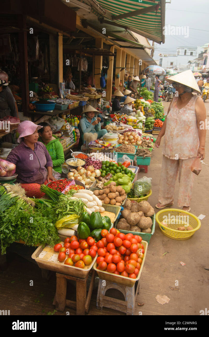 Vegetable vendors hi-res stock photography and images - Alamy