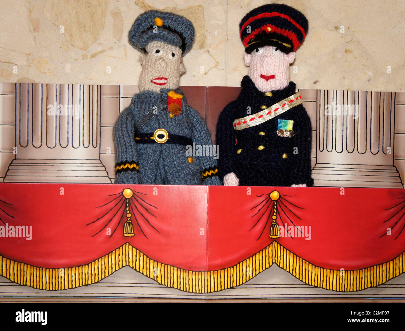 Royal wedding knitted figures hi-res stock photography and images - Alamy